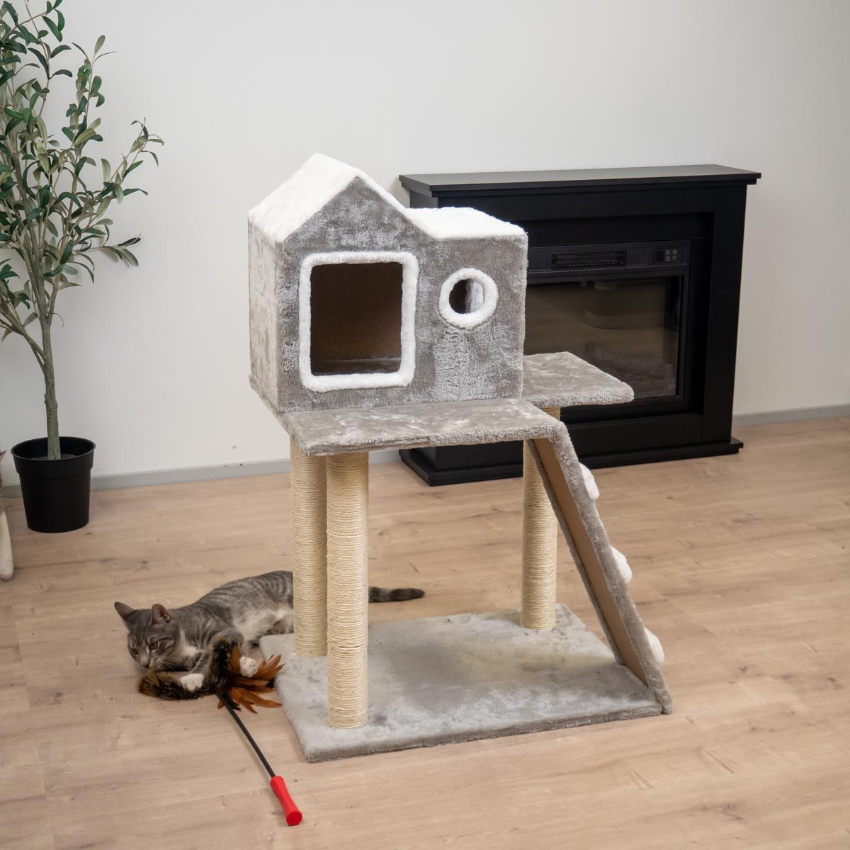 Trekker Kissan kiipeilypuu Cabin 90cm - hobbybox.fi